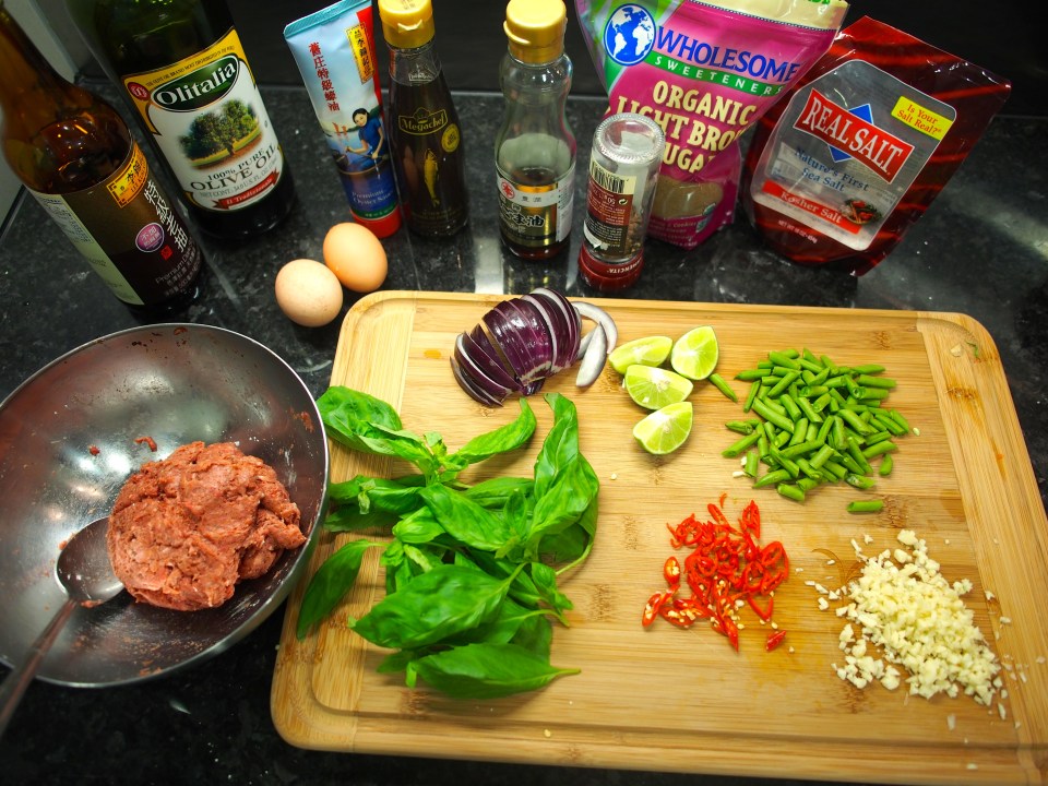 Thai Style Spicy Basil Fried Minced Beef (Phat Kaphrao) | Cooked for You